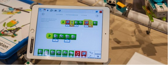 Lego Wedo 2.0 : le guide Robot Advance